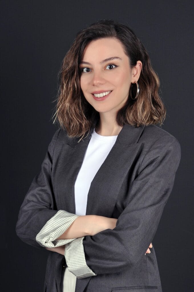 Intern Azra YURDAGUL - CKAY